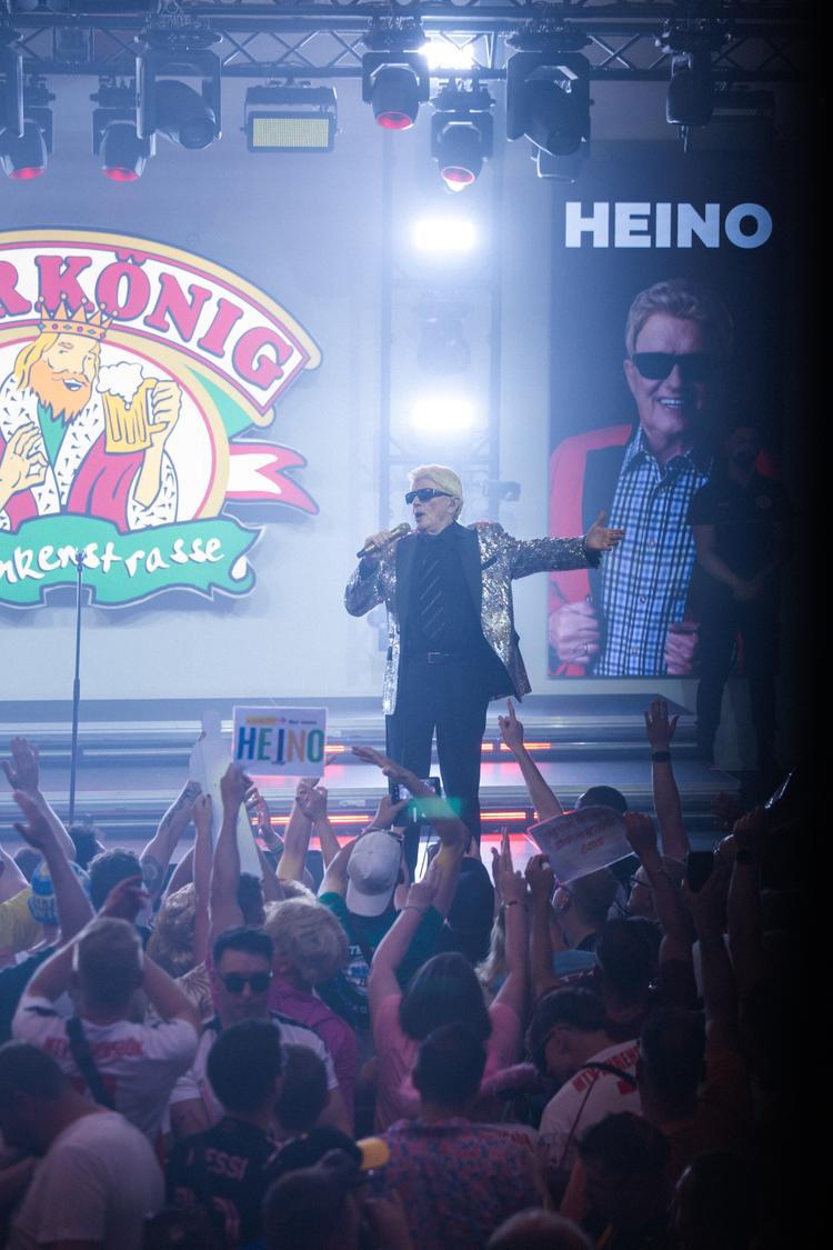 Biografie - Heino | Die Stimme der Heimat